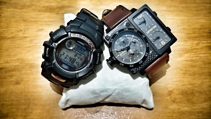 Perbedaan Menggunakan Jam Tangan Digital dan Analog – Tomi Purba Perbedaan Menggunakan Jam Tangan Digital dan Analog – Tomi Purba